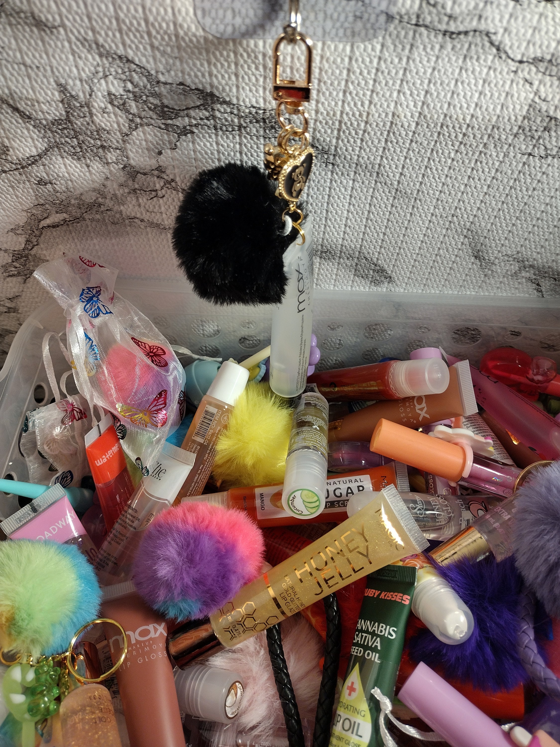 Mystery Lucky Lip Gloss Scoops Goodie Grab Bags Lip Gloss and Keychain ...