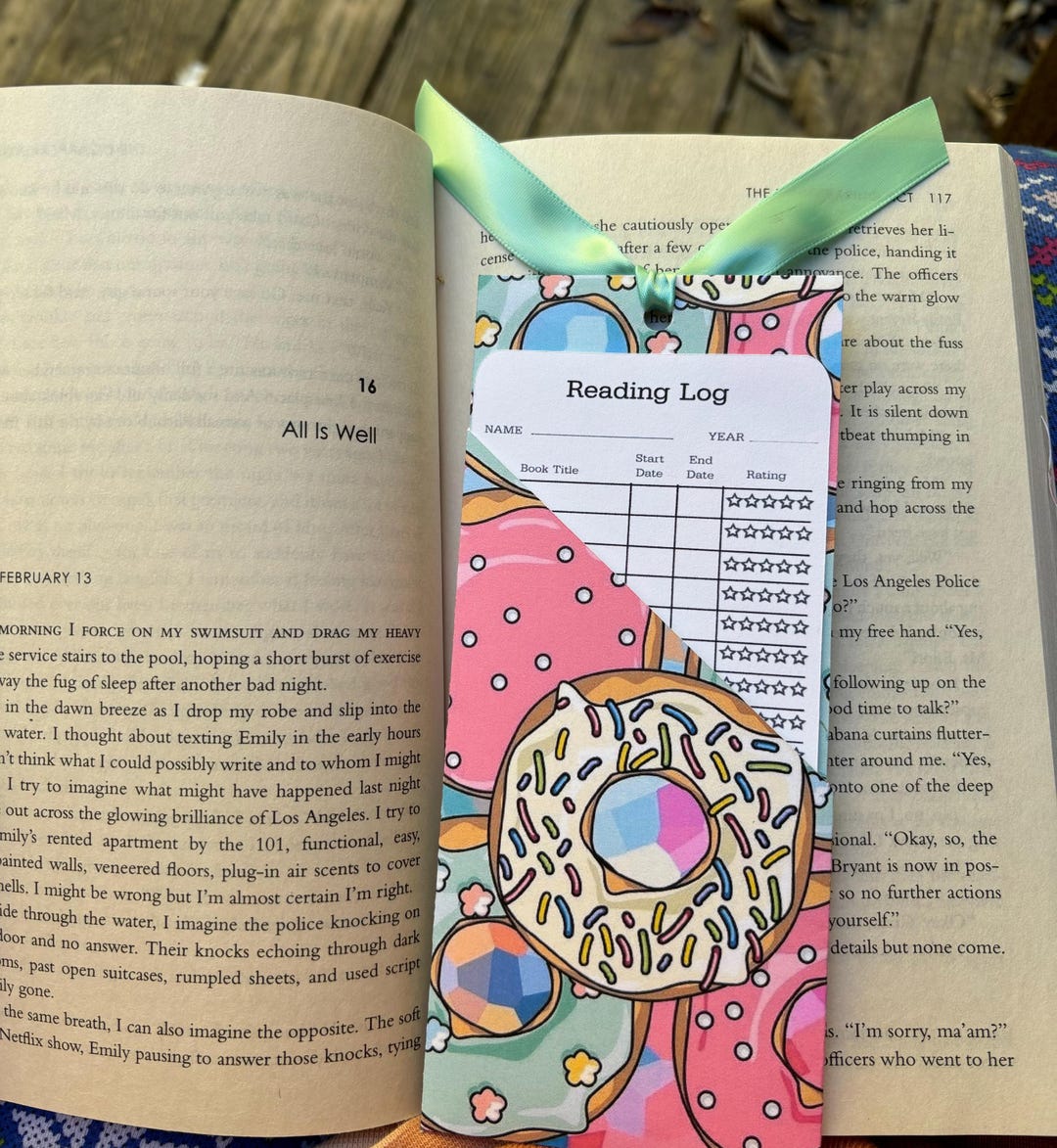 Donut Reading Log Bookmark Pouch + TBR Log - Etsy