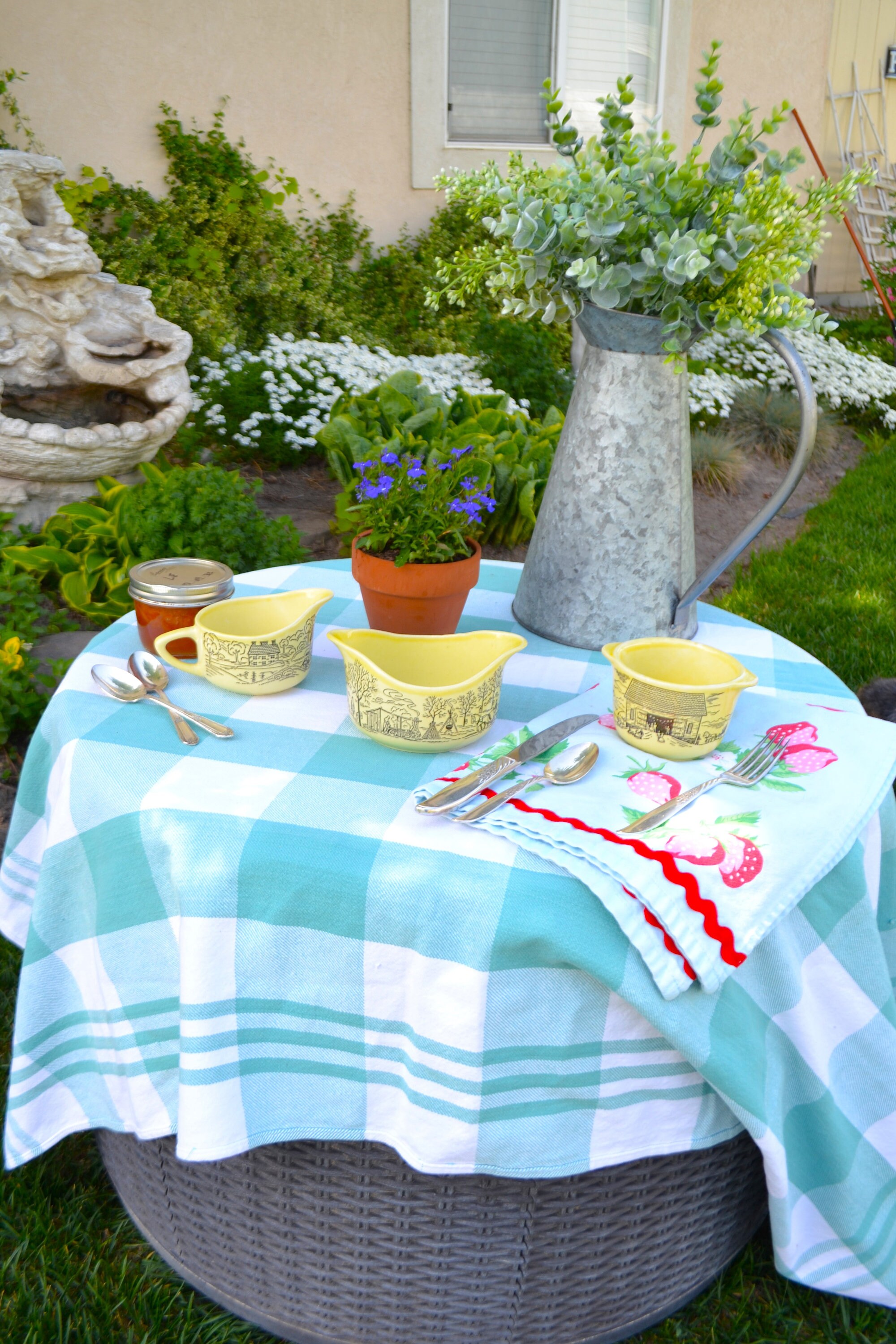 1950's Vintage Buck Farms Bowl and Creamer Set - Etsy