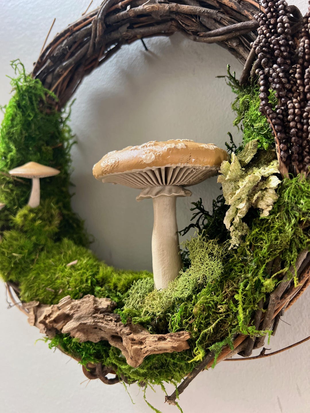 Amanita Mushroom Wreath, Moss, Living Wall Art, Terrarium, Forest Decor ...