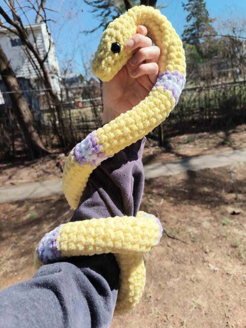 NO-SEW Sneaky Snake Crochet PATTERN - Etsy