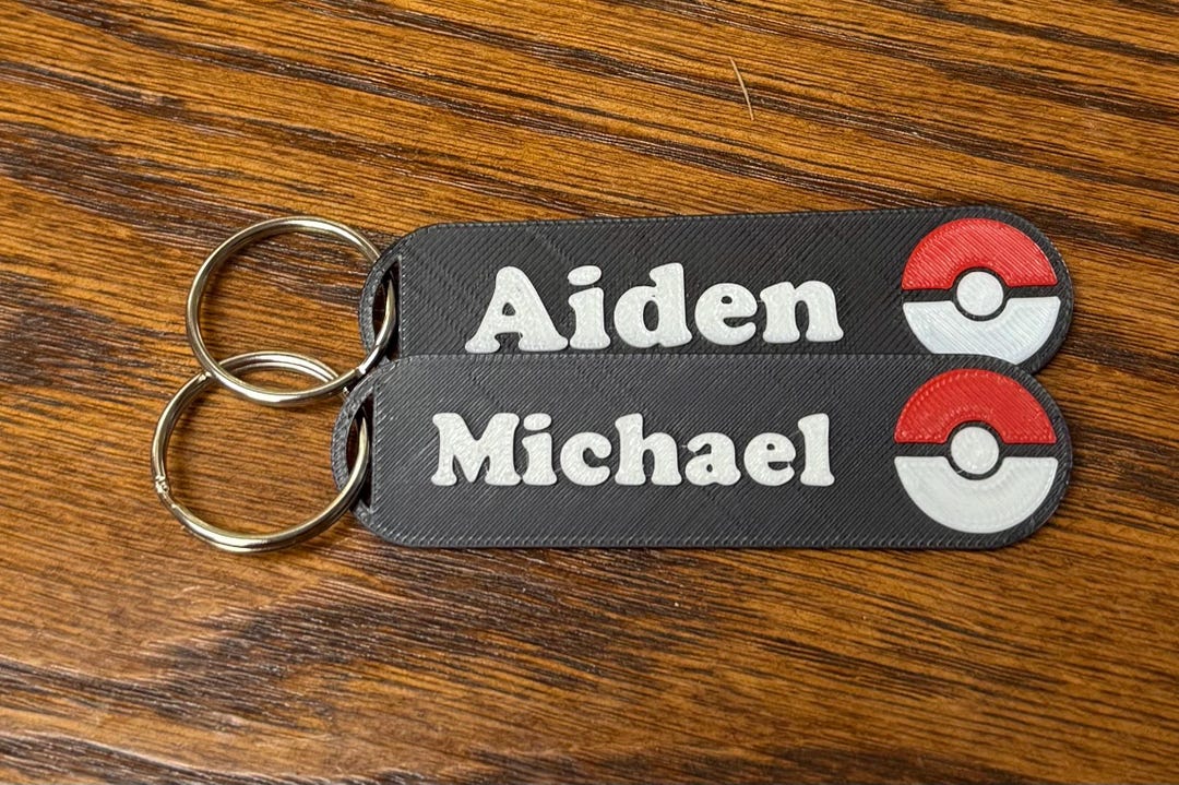 3D Printed Pokeball Name Tag - Etsy