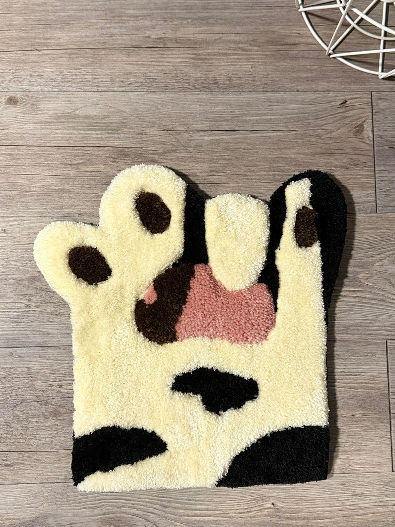 Handmade “cat Paw” Rug — Playful Bent-toe Design - Etsy