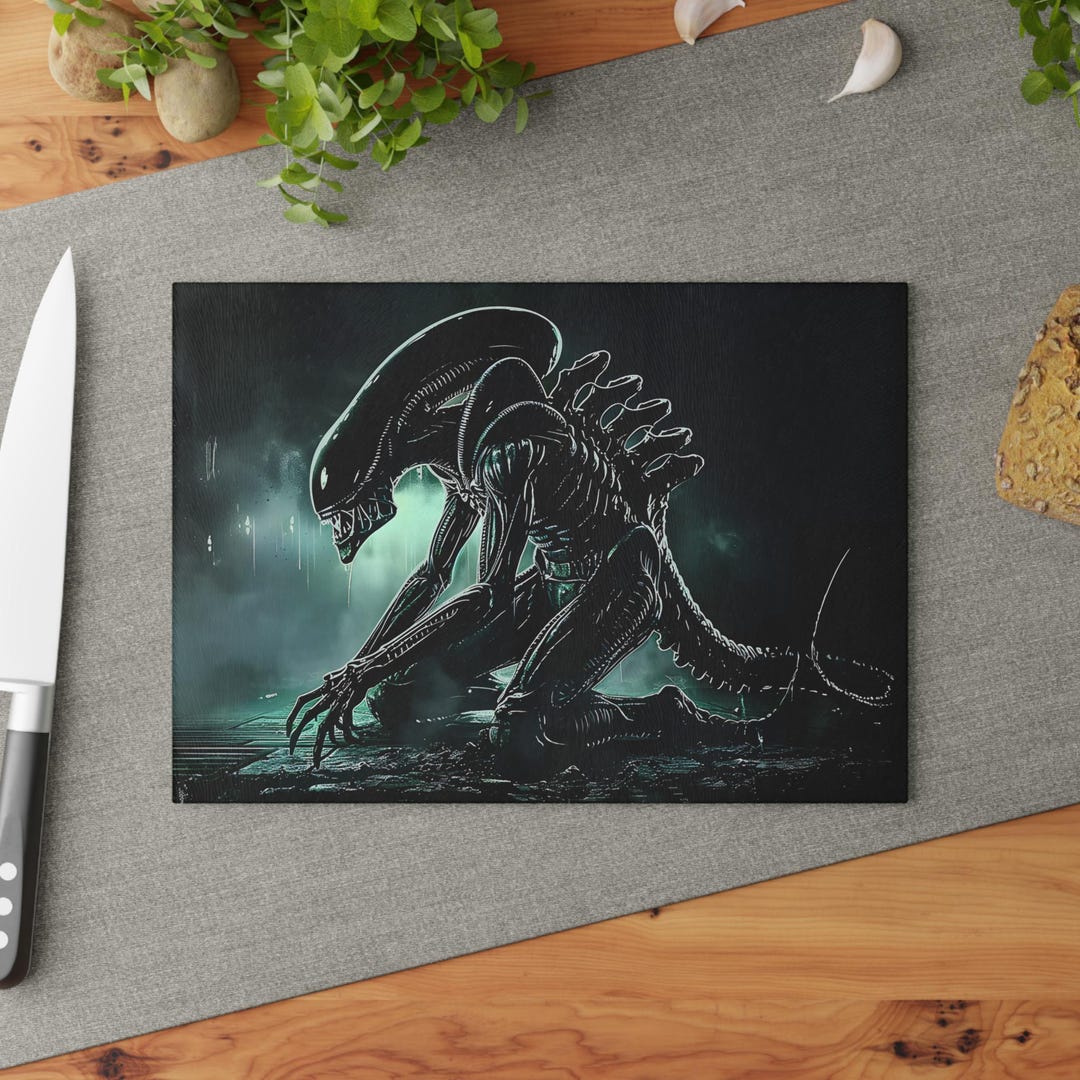 Xenomorph Fans Alien Lovers Glass Cutting Board, Alien Kitchen Decor ...