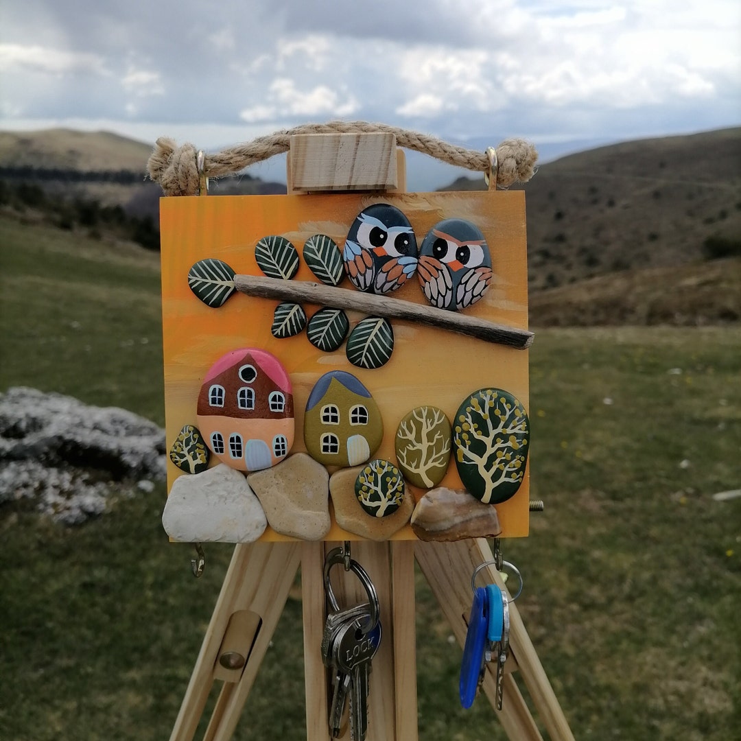 Hand Paint Rocks and Necklace Hanger, Newlywed Pebble Key Art With Owl ...