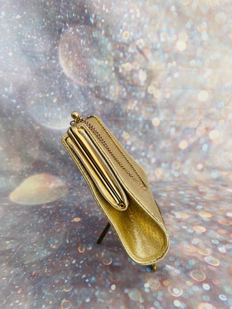 Vintage Gold Metallic Evening Bag Kiss Clutch Purse Chain Handle Mid ...