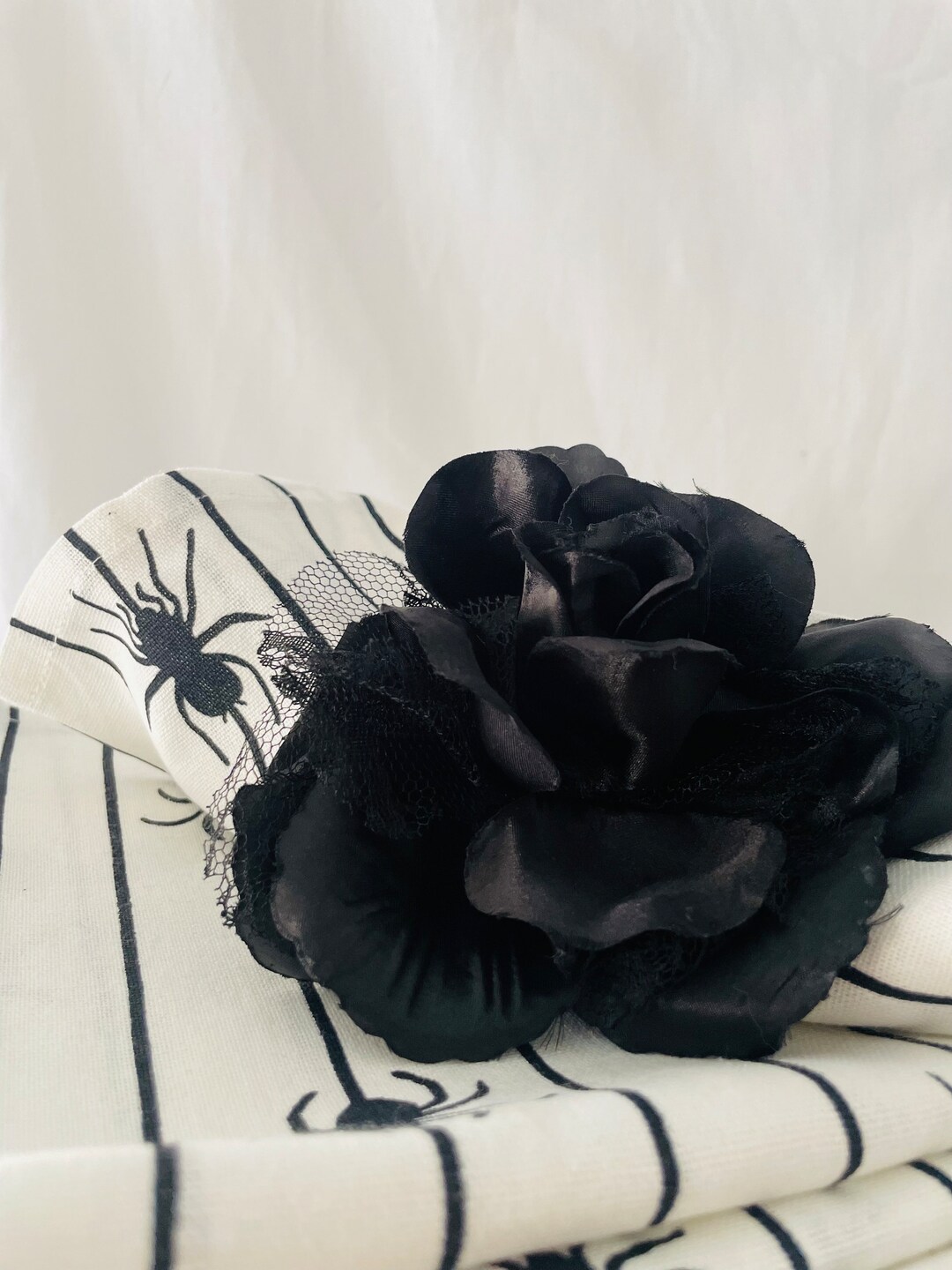 Black Spider Cloth Fabric Napkins Spooky Halloween Table Decor Set of 6 ...