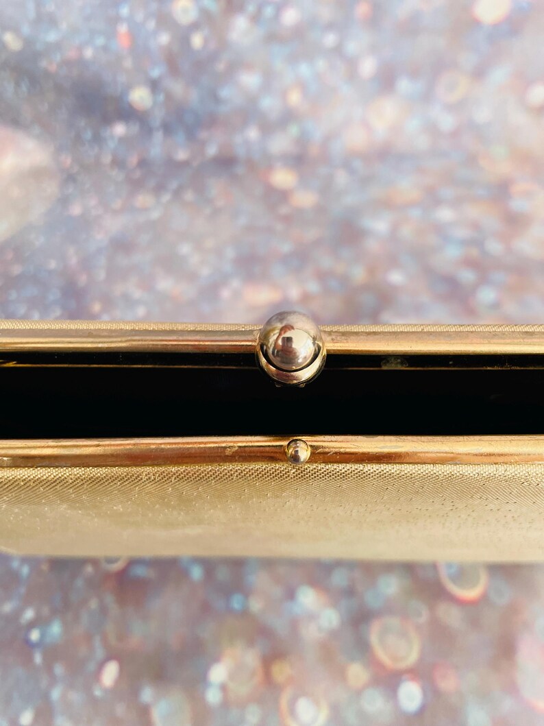 Vintage Gold Metallic Evening Bag Kiss Clutch Purse Chain Handle Mid ...