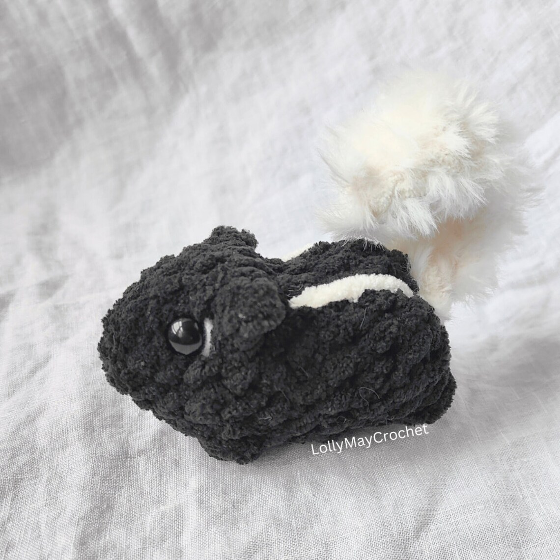 Squeaks the Skunk Crochet Amigurumi Pattern - English US Crochet ...
