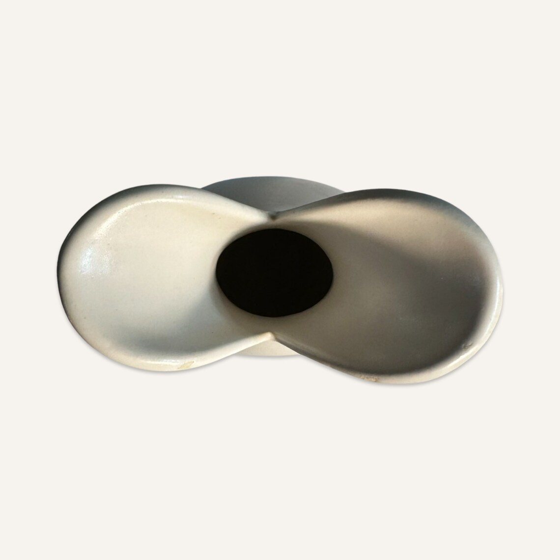 Eva Zeisel Organic Form Earthenware Vase in White Glaze - Etsy