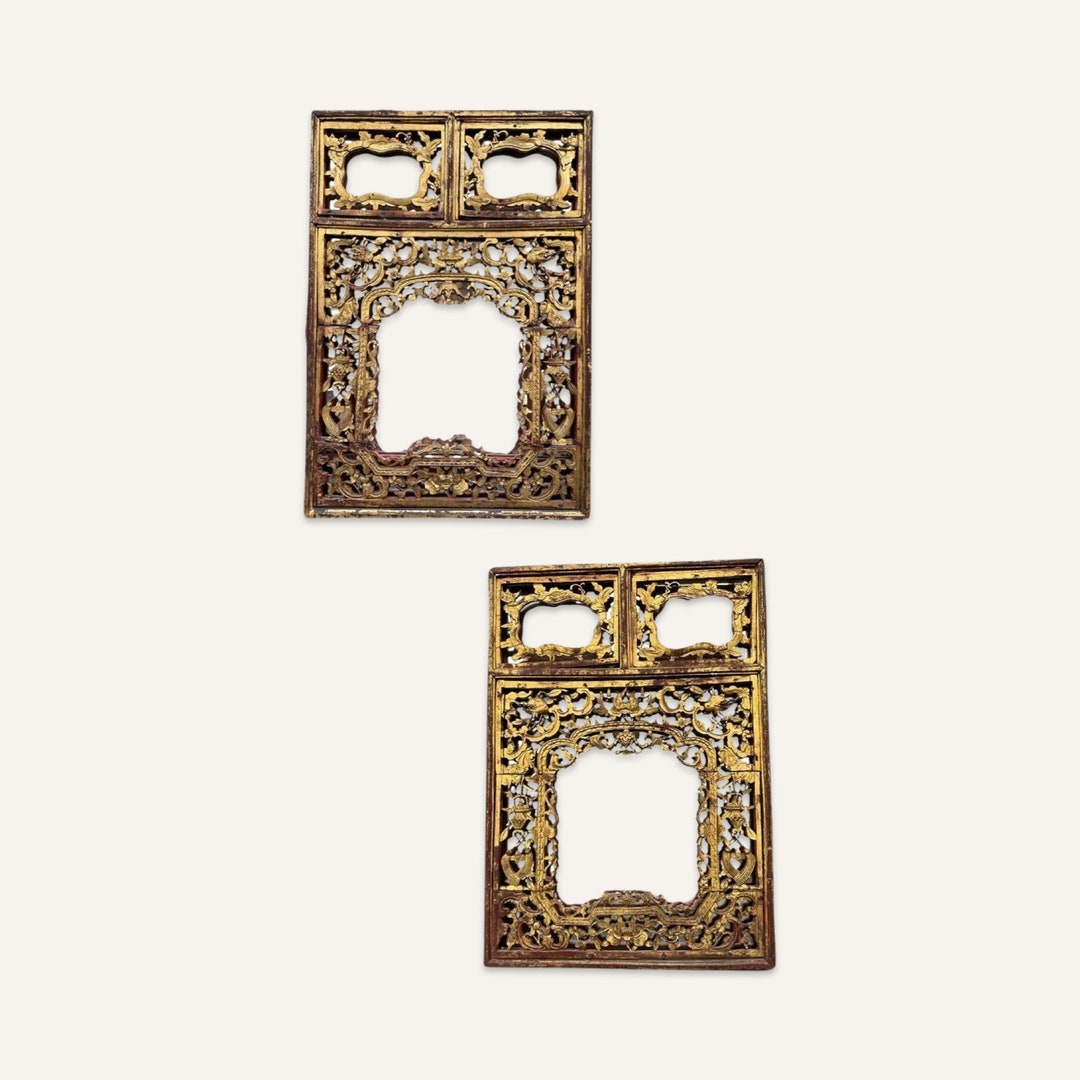 Pair of Early 20th Century Red Lacquered Gilded Chinese Screens ...