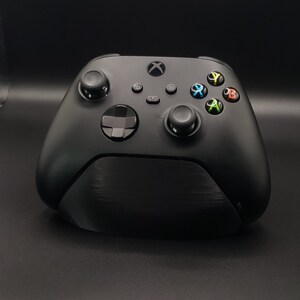 Sleek 3D Printed Xbox Controller Stand - Form-fitting Minimalism for ...