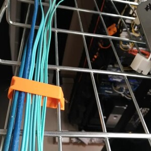 Locking Cable Management Organizer Keep Your Cables Neat and Secure set ...