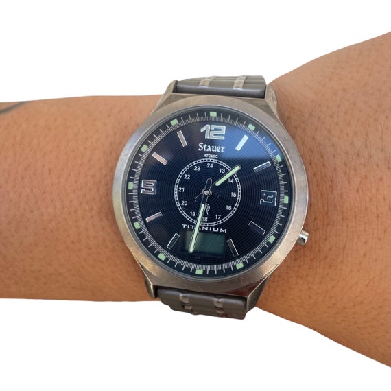 Strauer Titanium Atomic Watch 15442: radio controlled… - Gem