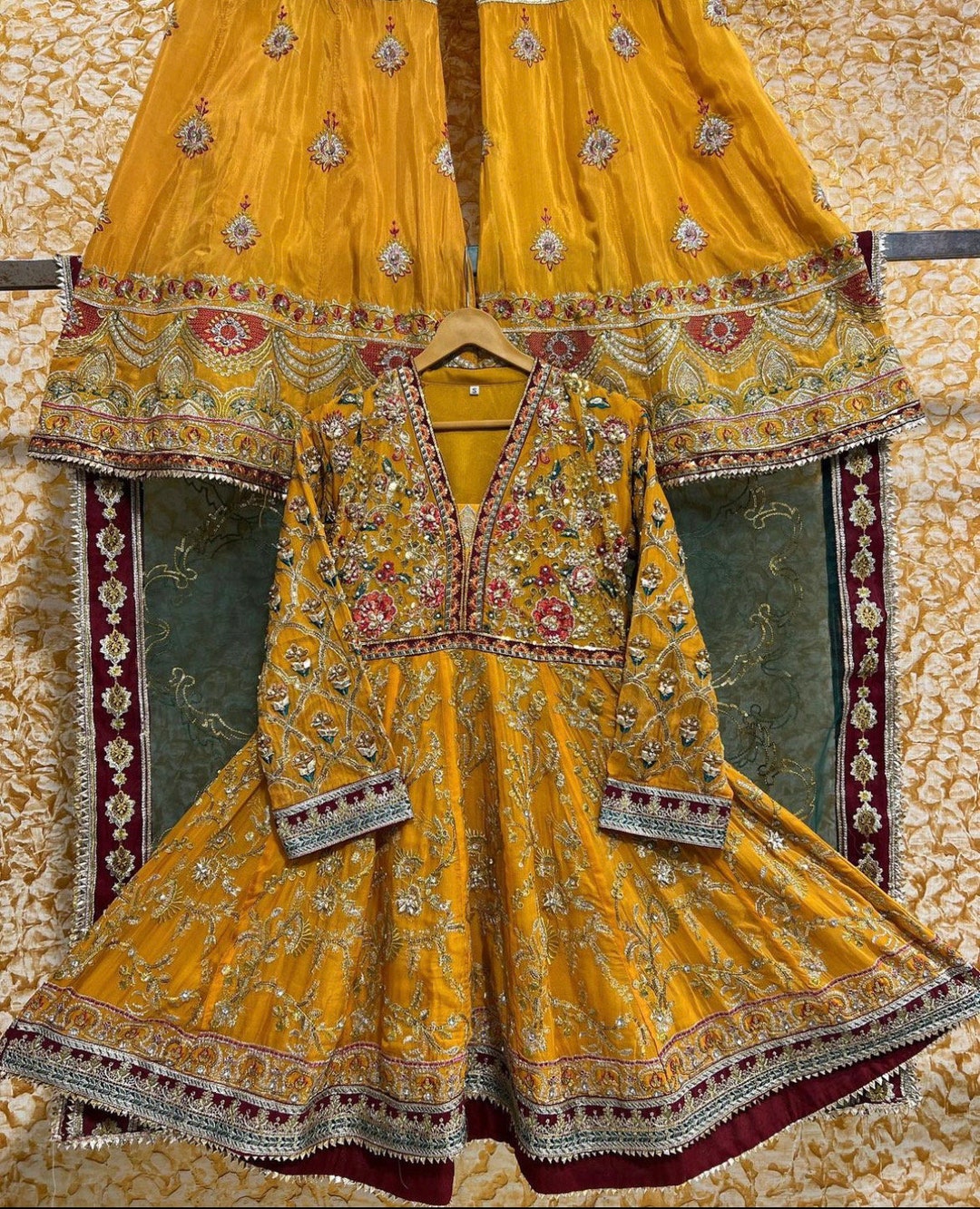 Mehendi/reception/mayun/haldi/indian & Pakistani Partywear/ Eid/ Diwali ...