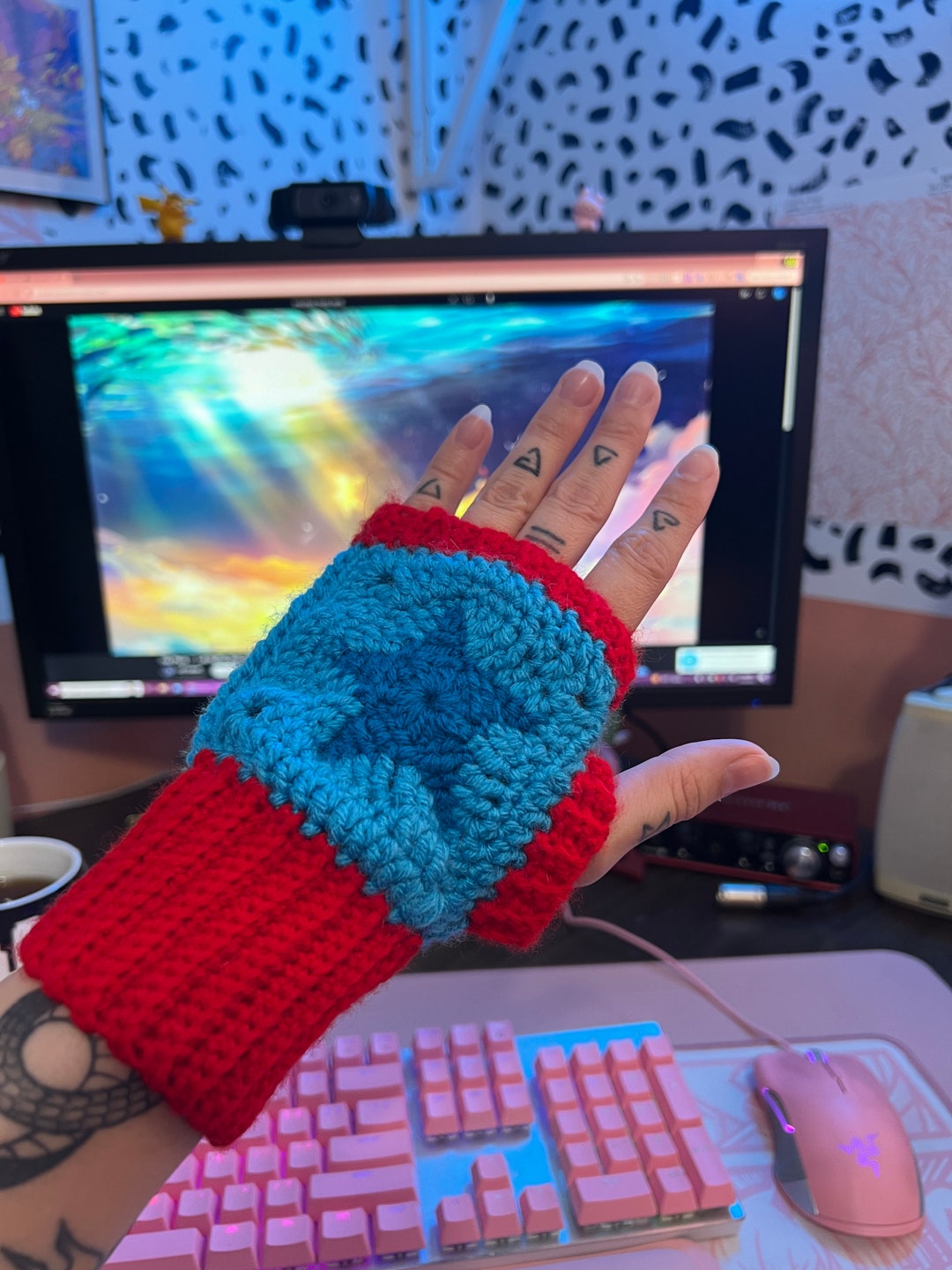 Franky Super Fingerless Gloves Handwarmers One Piece OP Small Womens ...