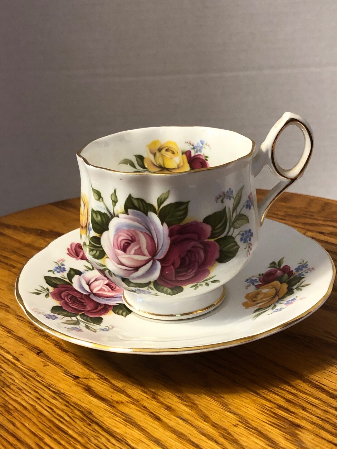Vintage Royal Crest Teacup and Saucer. Fine Bone China. Made in England ...
