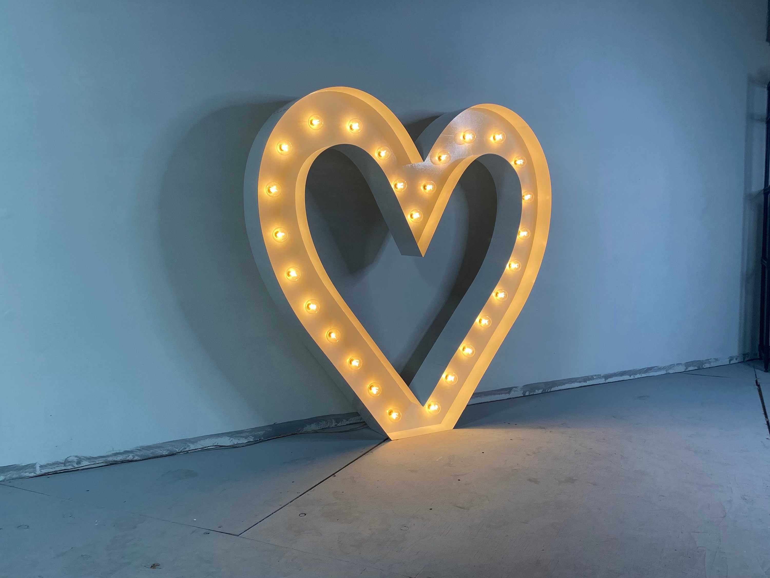 Large Marquee Heart 4ft Tall Marquee Heart Shape Symbol Light up ...