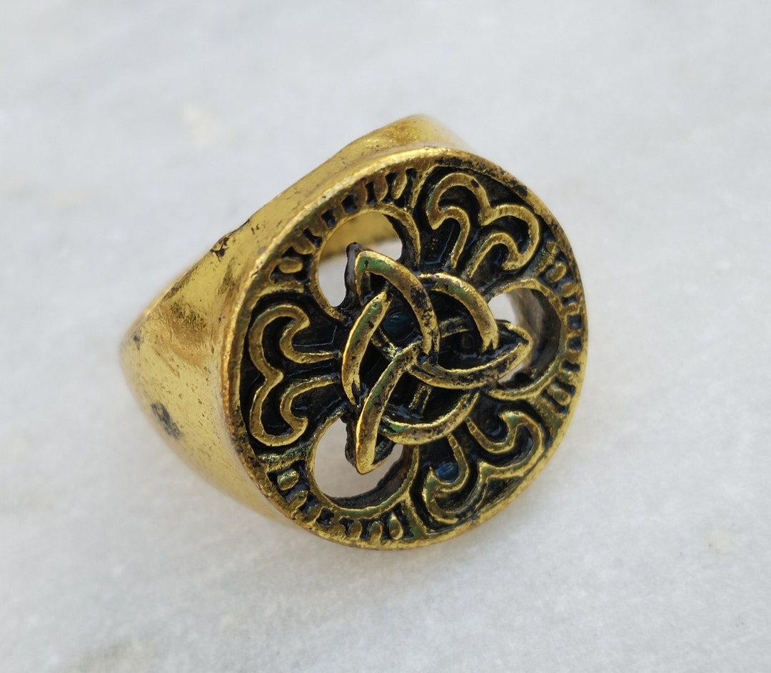 Handmade Talisman Ring: Witch Powers, Attract Wealth & Love - Etsy