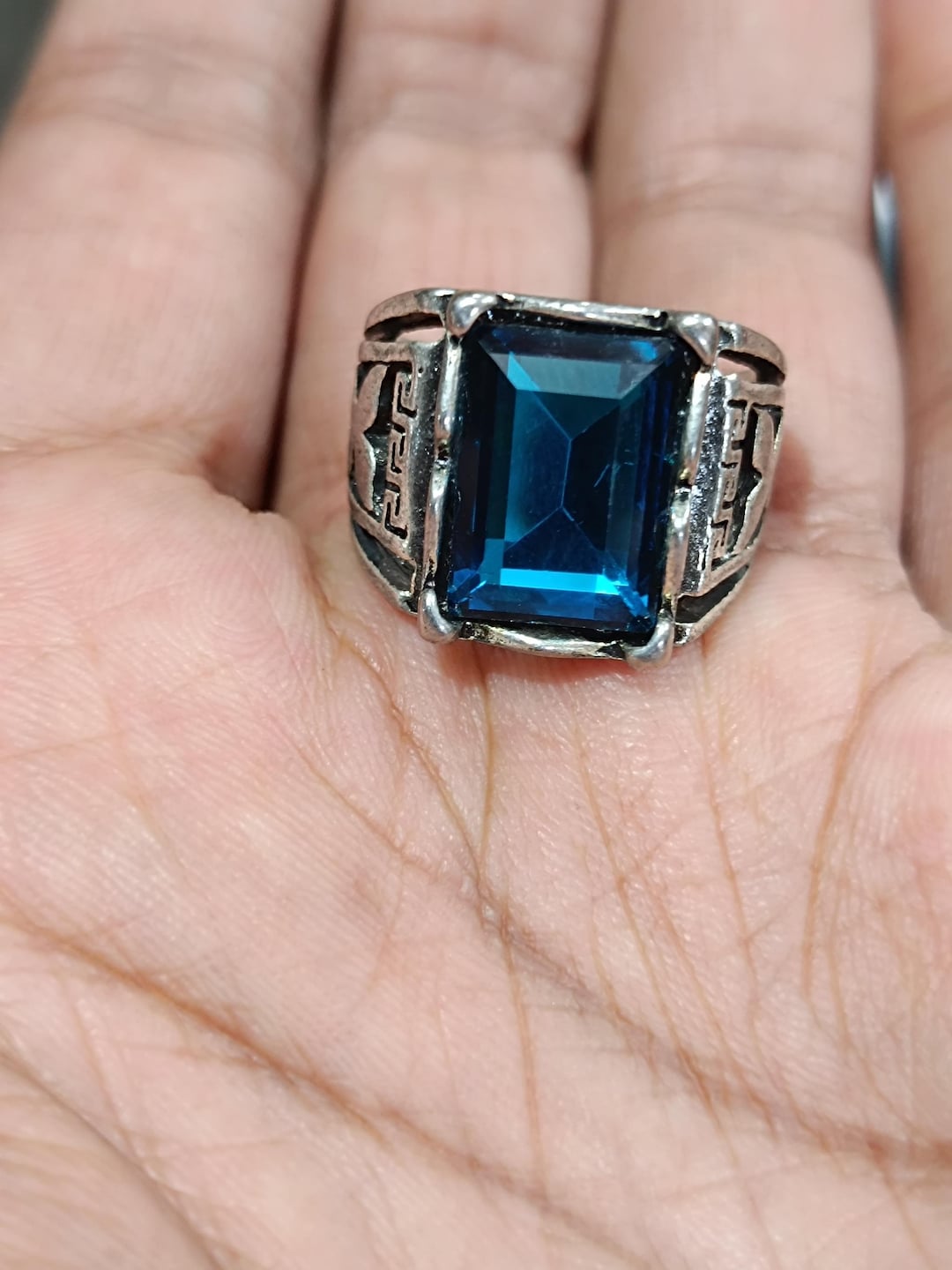 Queen Succubus Ring: Rare Demonic Entity Vessel - Etsy