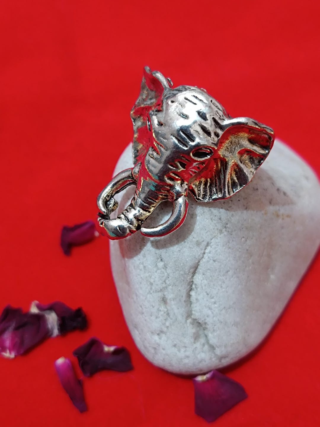 Real Magical Powerfull Ring 5500 Spells Wealth Money Success Lottery ...