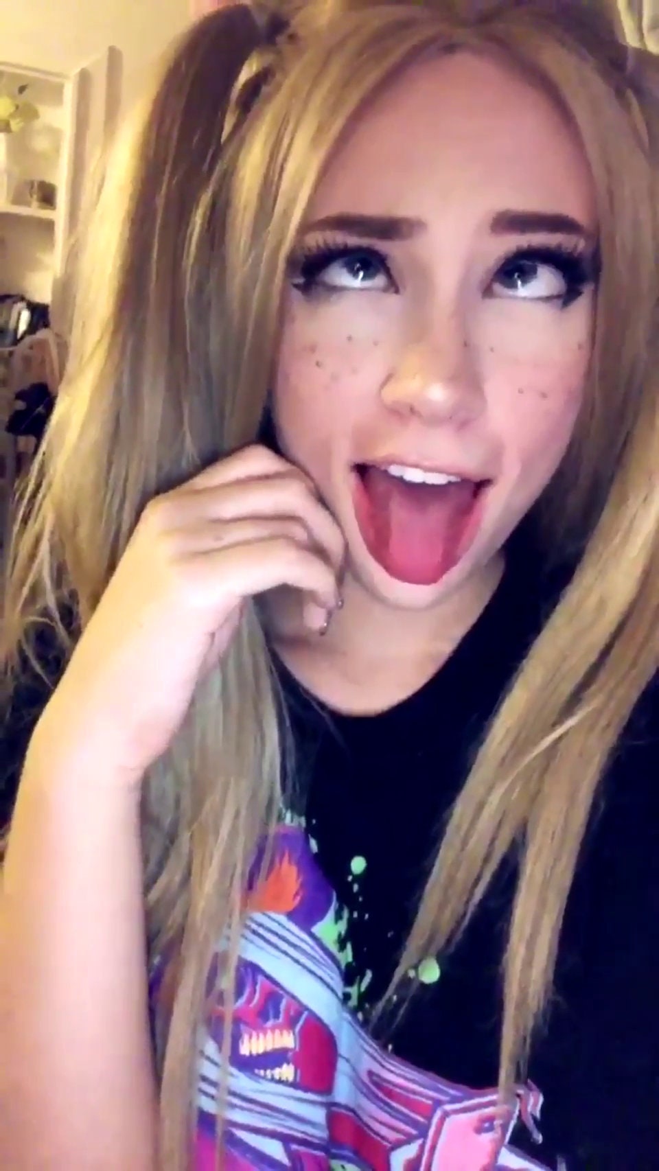Social Media Girls Doing Ahegao Face Pose Pack of 50 Short Ahegao Videos With Tongue Out, Spit ...
