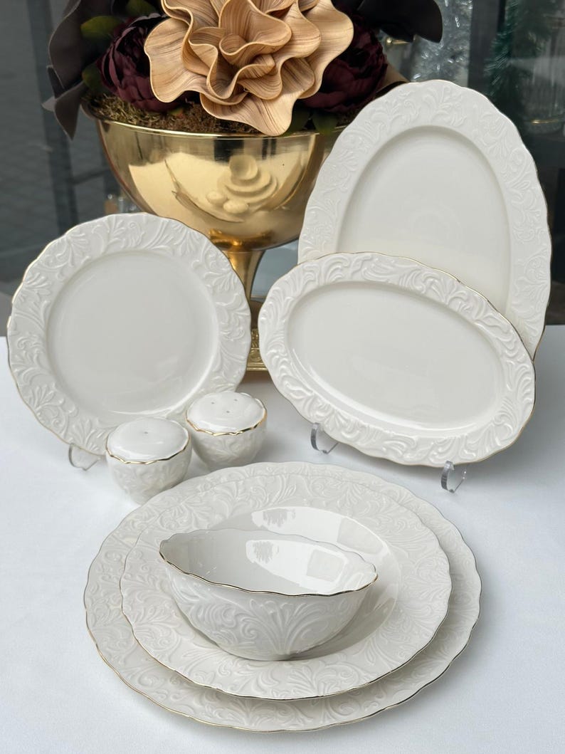 Elegant White Embossed Dinnerware Set | 6 Person 28 Pcs Porcelain ...