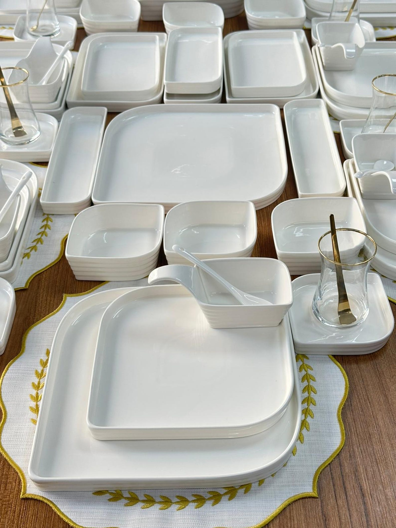 119 Pcs Porcelain Breakfast Set for 12 | Modern White Dinnerware - Etsy