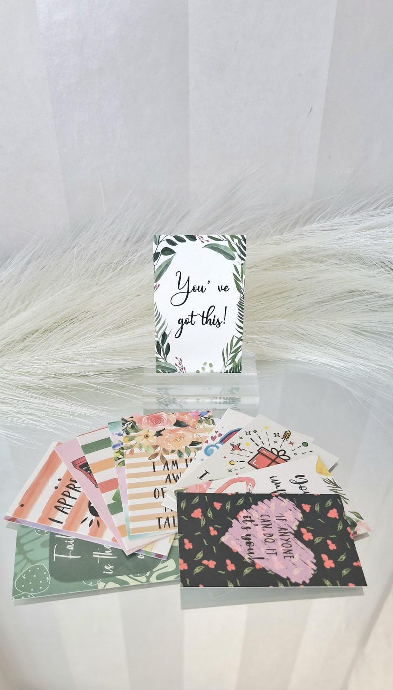Inspirational Quote Cards With Acrylic Stand: Daily Motivation Desk ...