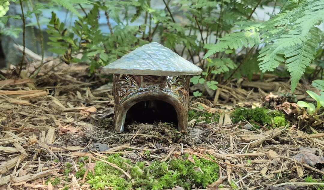 Mini Toad House, Triangle Pattern, Ceramic - Etsy