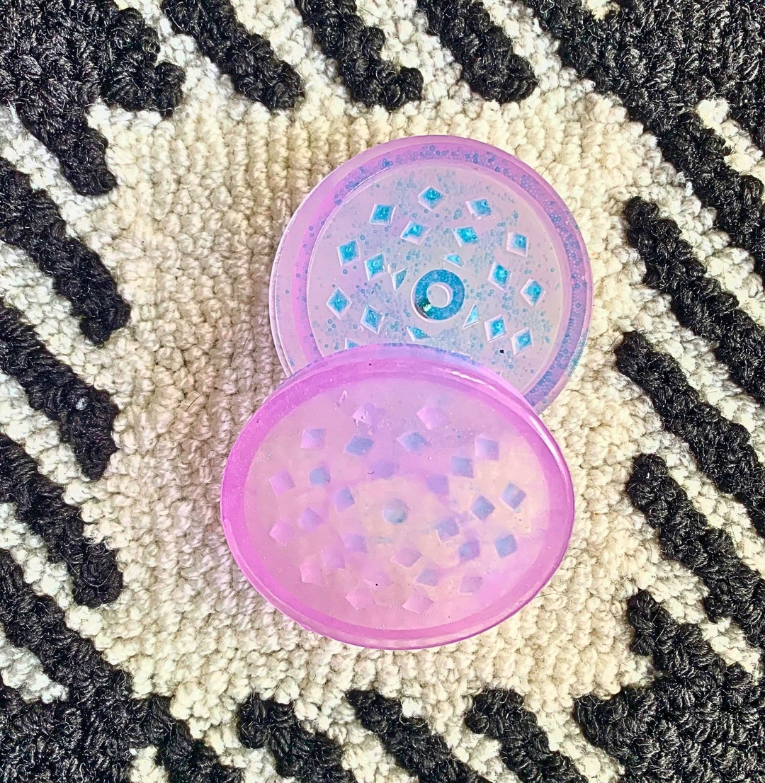Grinder Resin Spice Grinder Glow in the Dark 2 1/2 Magnet Grinder Free ...