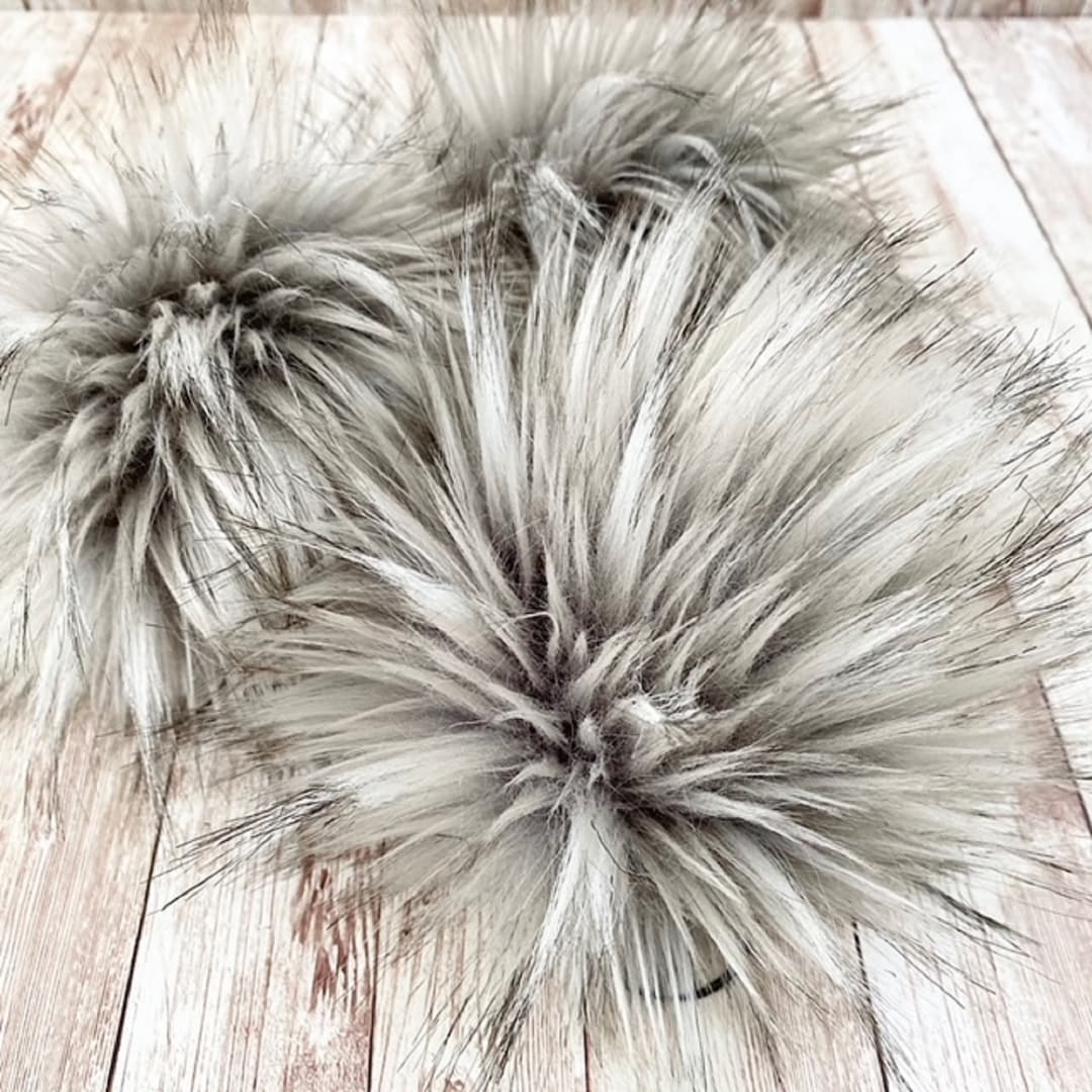 Grey Wolf Pom, Faux Fur Pom Poms, Faux Fur, Beanie Toppers, Fake Fur ...