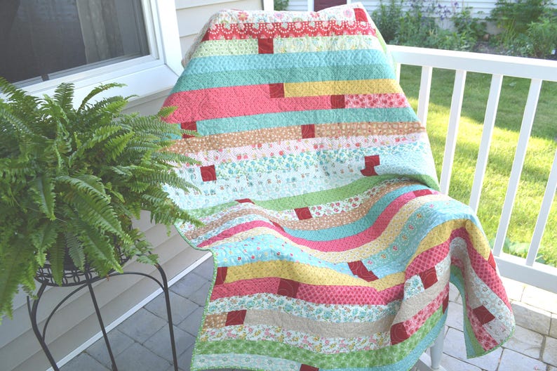 Happy Rows Lap Quilt, Picnic Quilt, Beach Quilt, 51" X 62 1/2" - Etsy