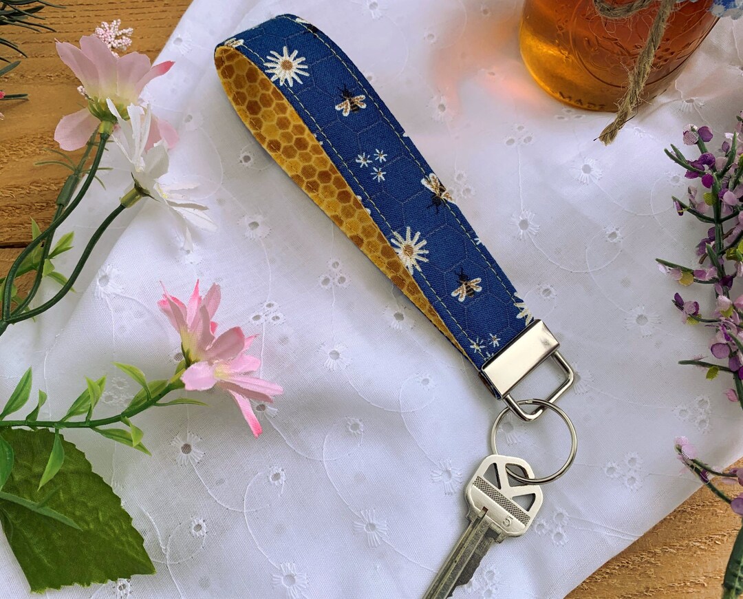 Bee Wristlet Keychain, Honeybee Keychain, Honeybee Key Fob, Fabric Key ...