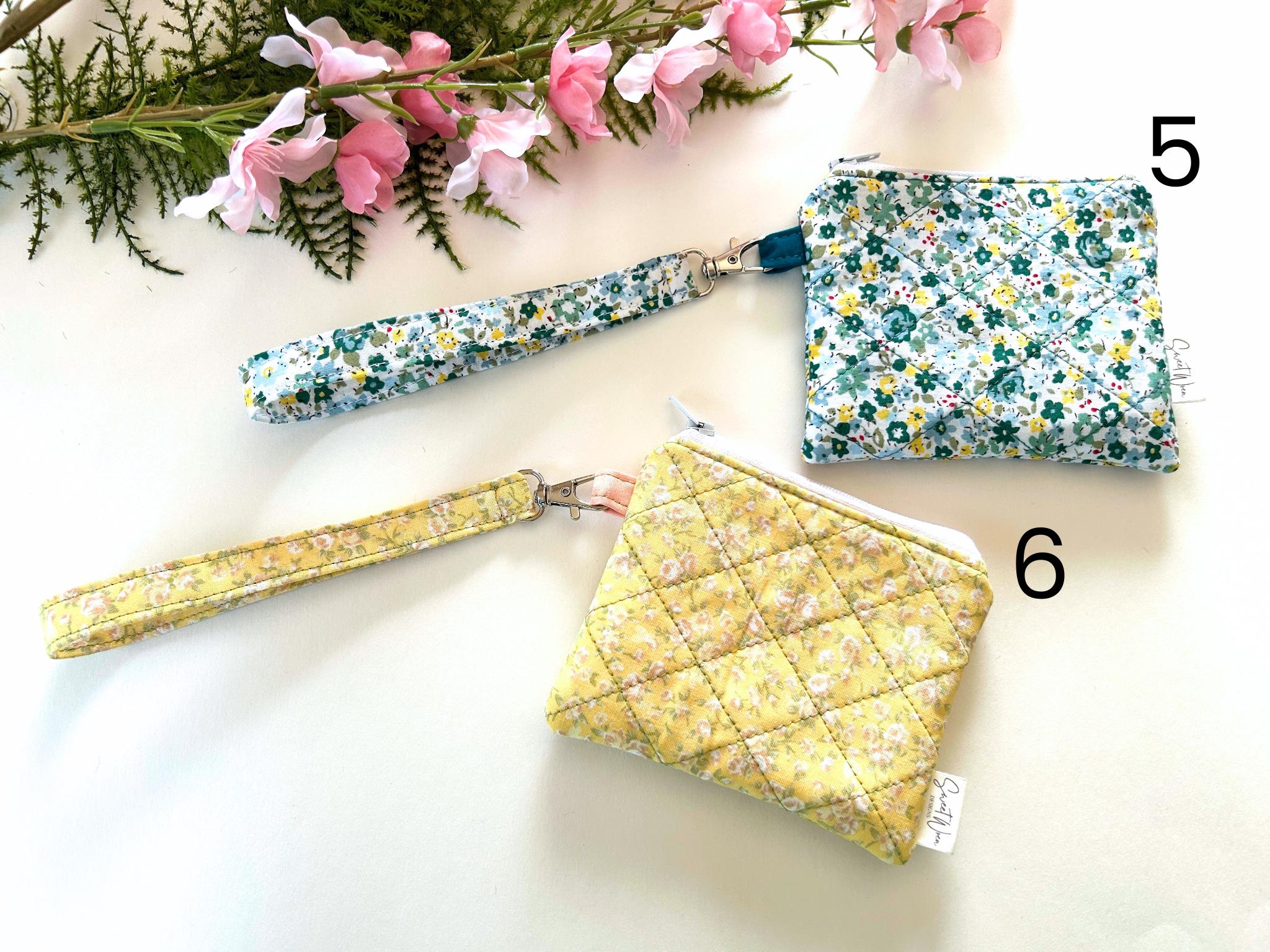 Quilted Wristlet Wallet, Mini Wallet, Quilted Zipper Pouch, Small ...