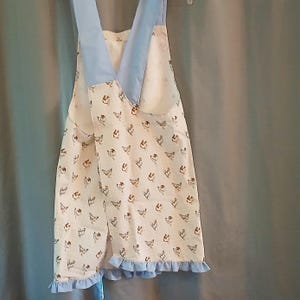 Crossback Apron, Tan and Cream Apron With Chickens, Cute Apron With ...