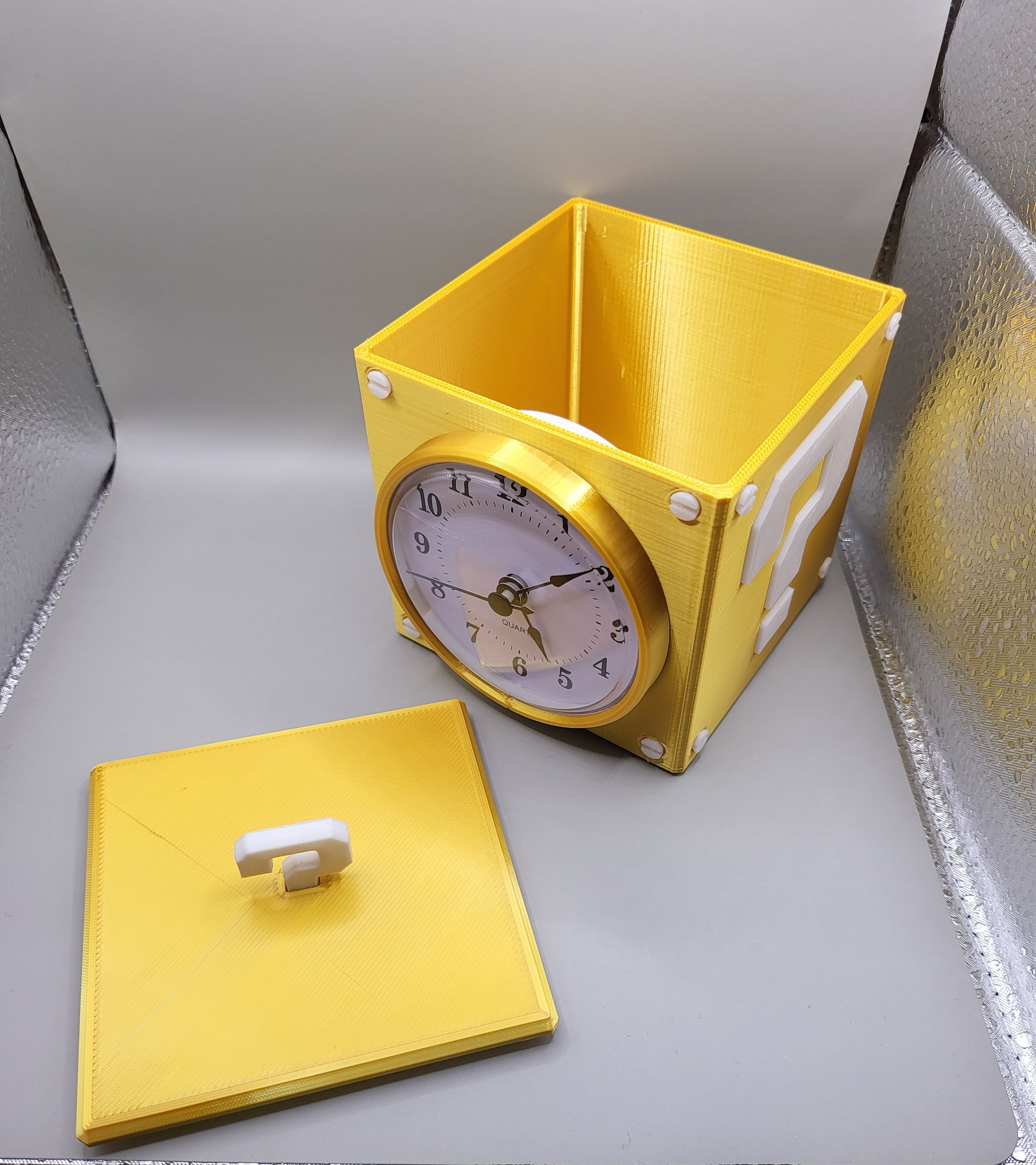 Super Mario Bros Question Block Clock/container - Etsy