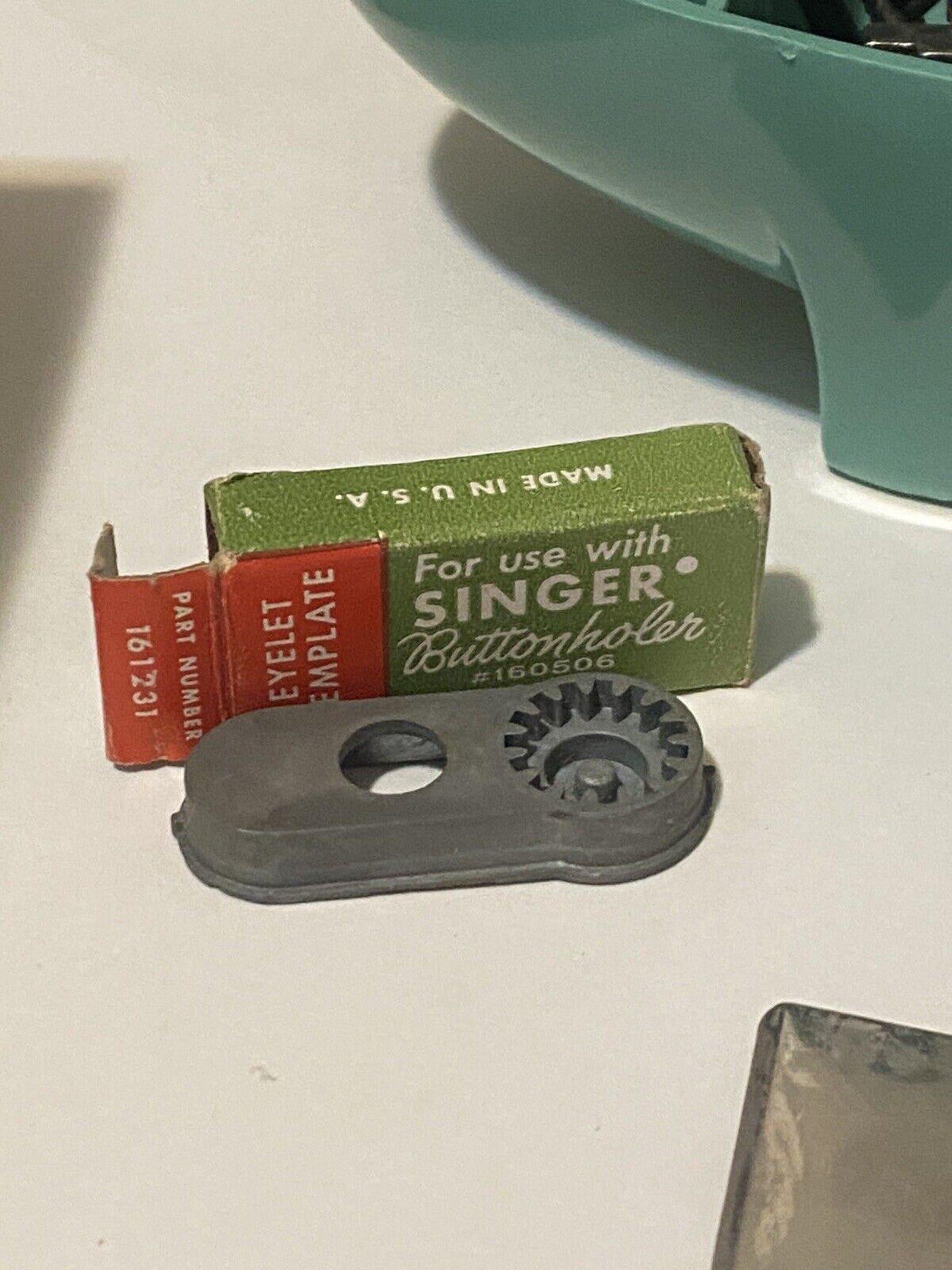 Vintage SINGER Buttonhole Sewing Machine Lot of 3 Machines Plus ...