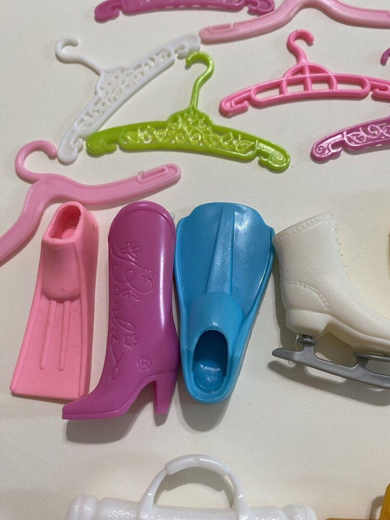 LOT of 53 Vintage 90s Barbie Doll Accessories Purses Shoes Hangers ...