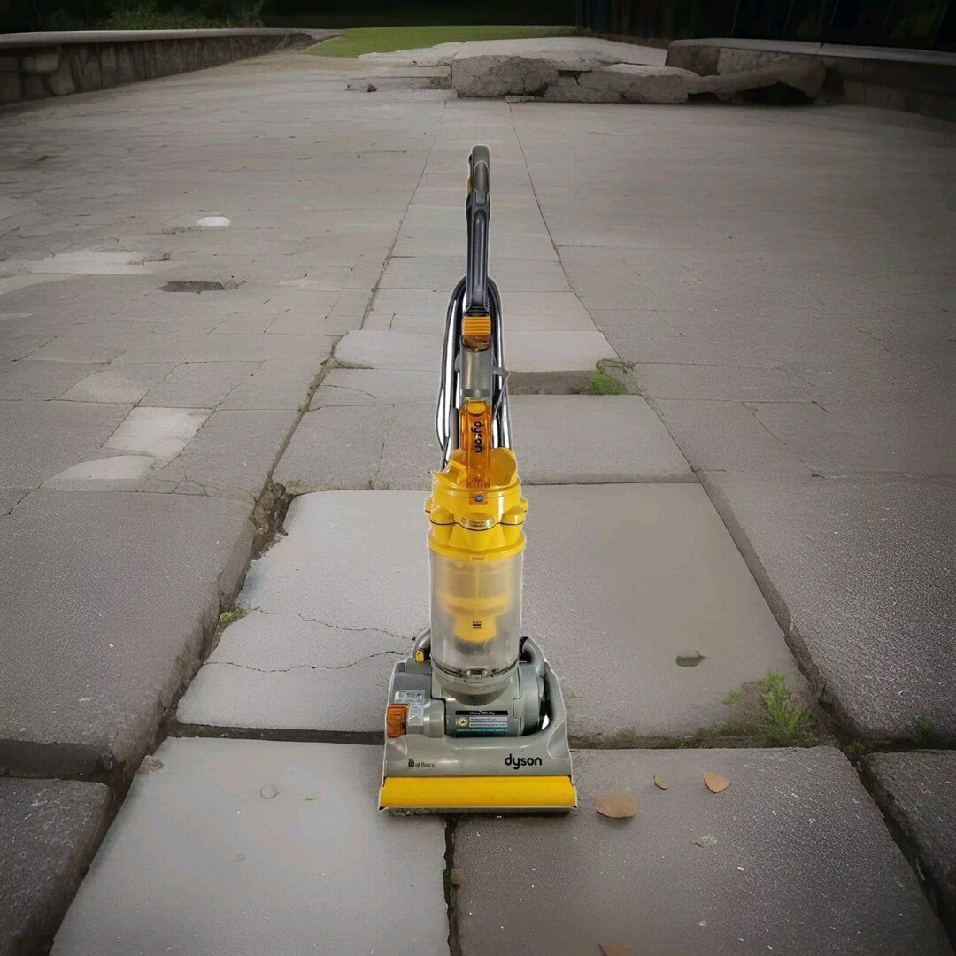 Dyson DC14 Vacuum Cleaner All Floors Cyclone Upright Bagless Yellow ...