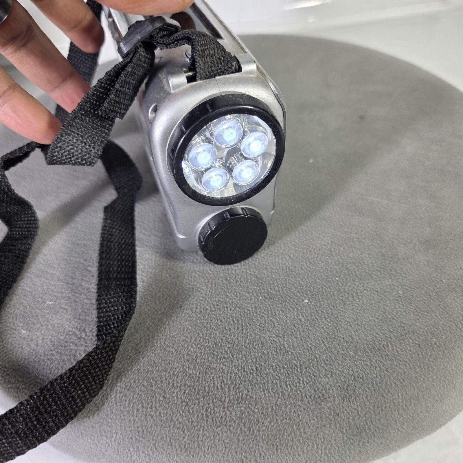 Excalibur Ez Crank Powered AM/FM Radio Flashlight Weather Channel,h690 ...