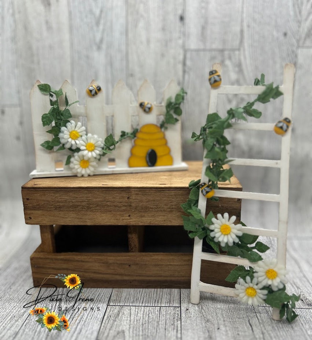 Bee Fence, Bee Tiered Tray, Spring Decor, Summer Decor, Cute Bee, Bee ...