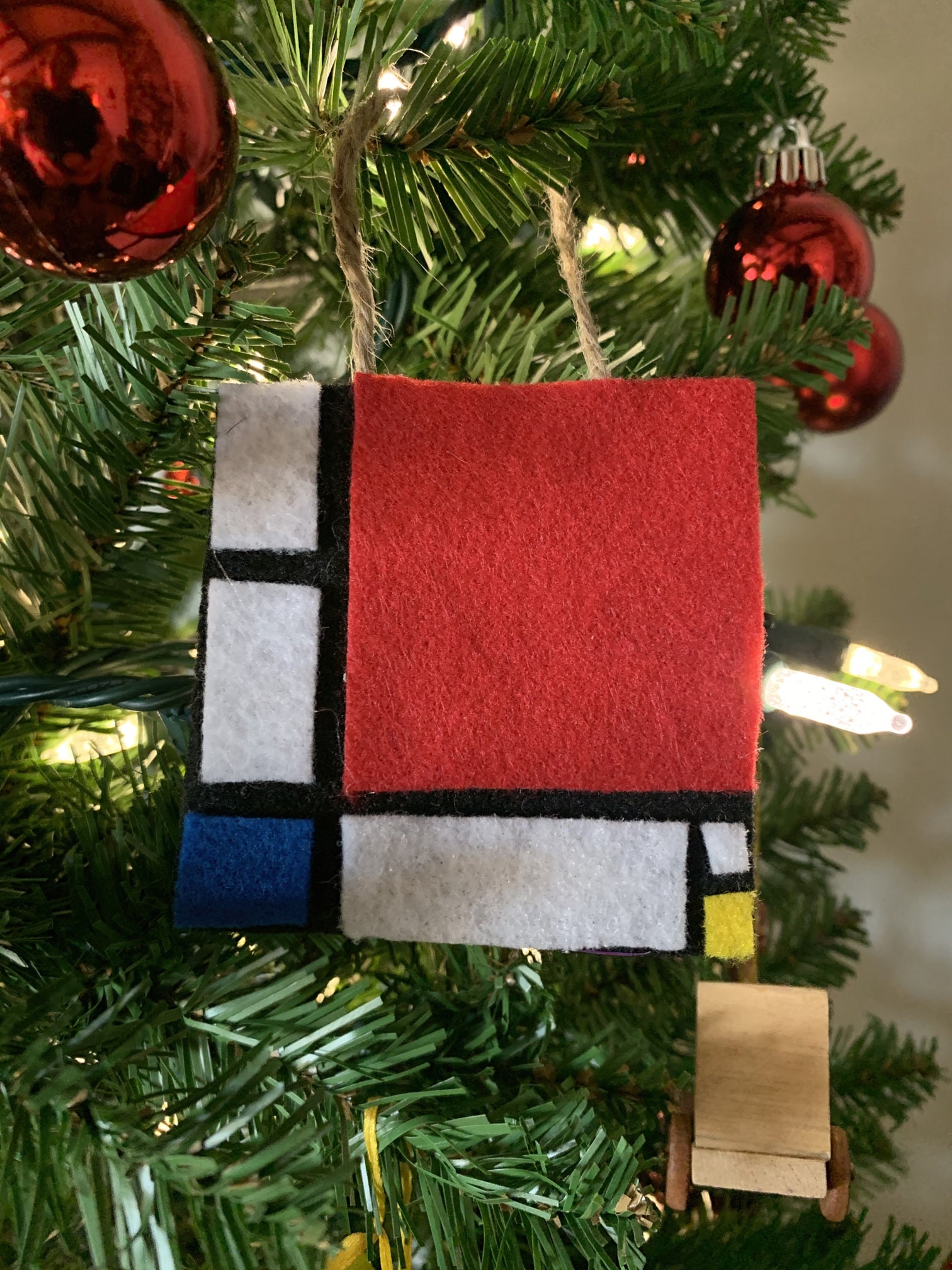Art Teacher Lesson Plan for Christmas Ornaments of Fine Art for Summer ...