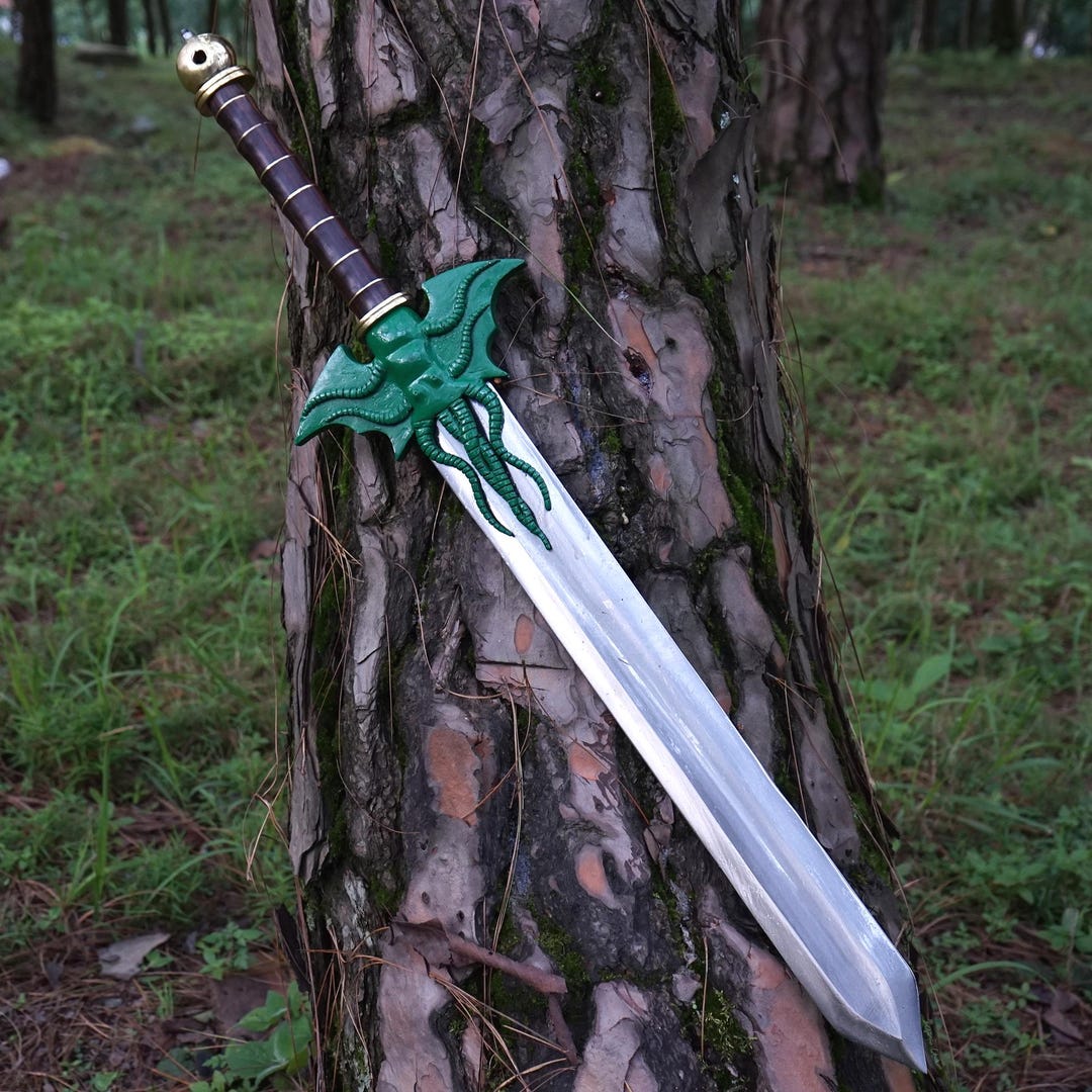 Cthulhu Sword - Handmade Viking Sword | Balanced Water Tempered Sword ...