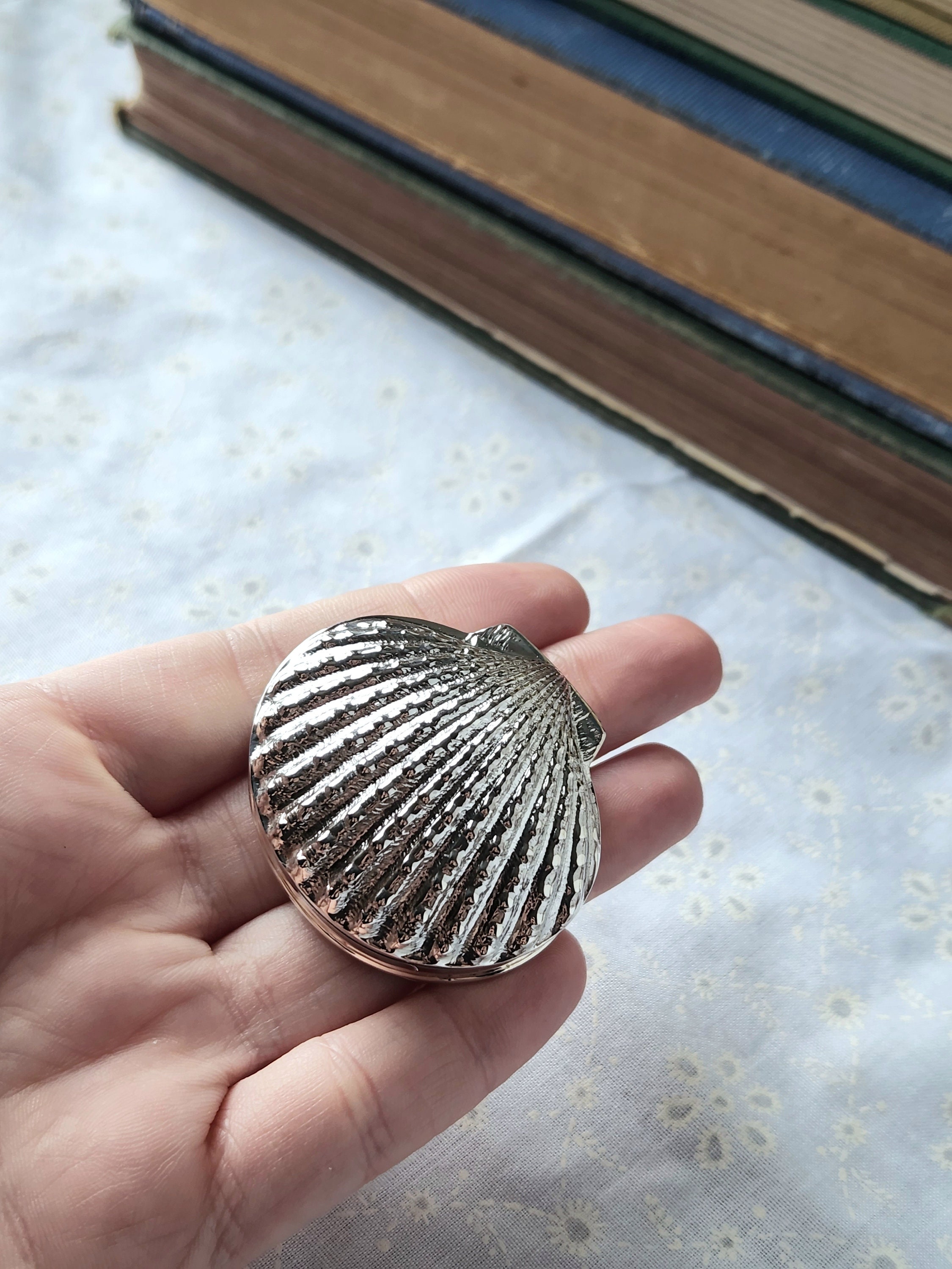 Seashell Pillbox Sterling Silver Large Sea Shell Trinket Box Pill Box ...