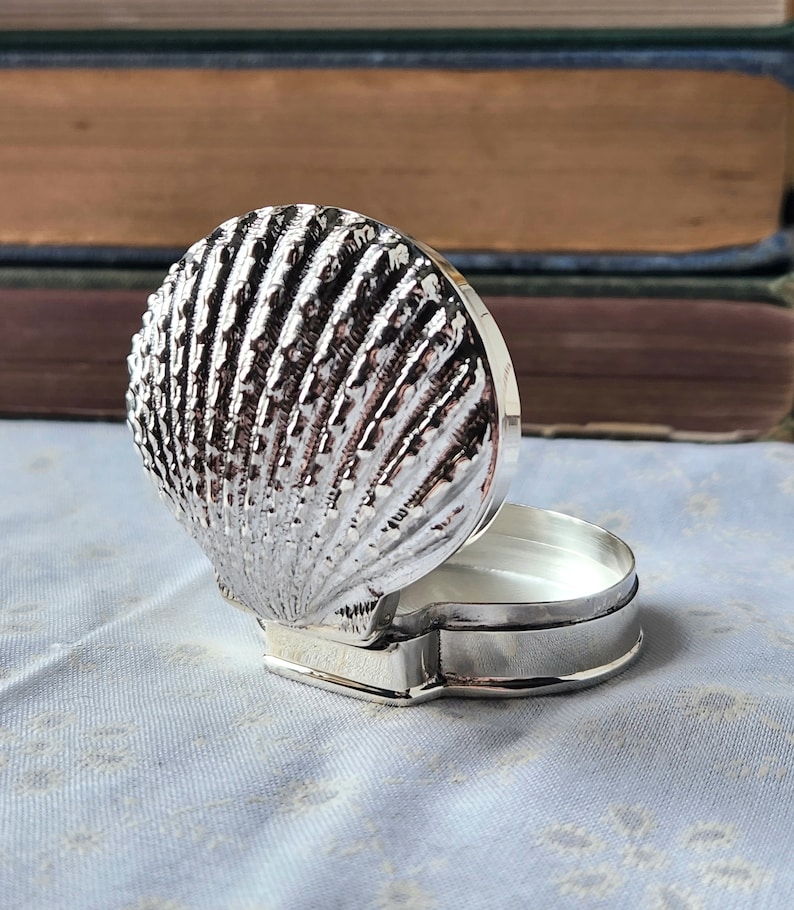 Seashell Pillbox Sterling Silver Large Sea Shell Trinket Box Pill Box ...