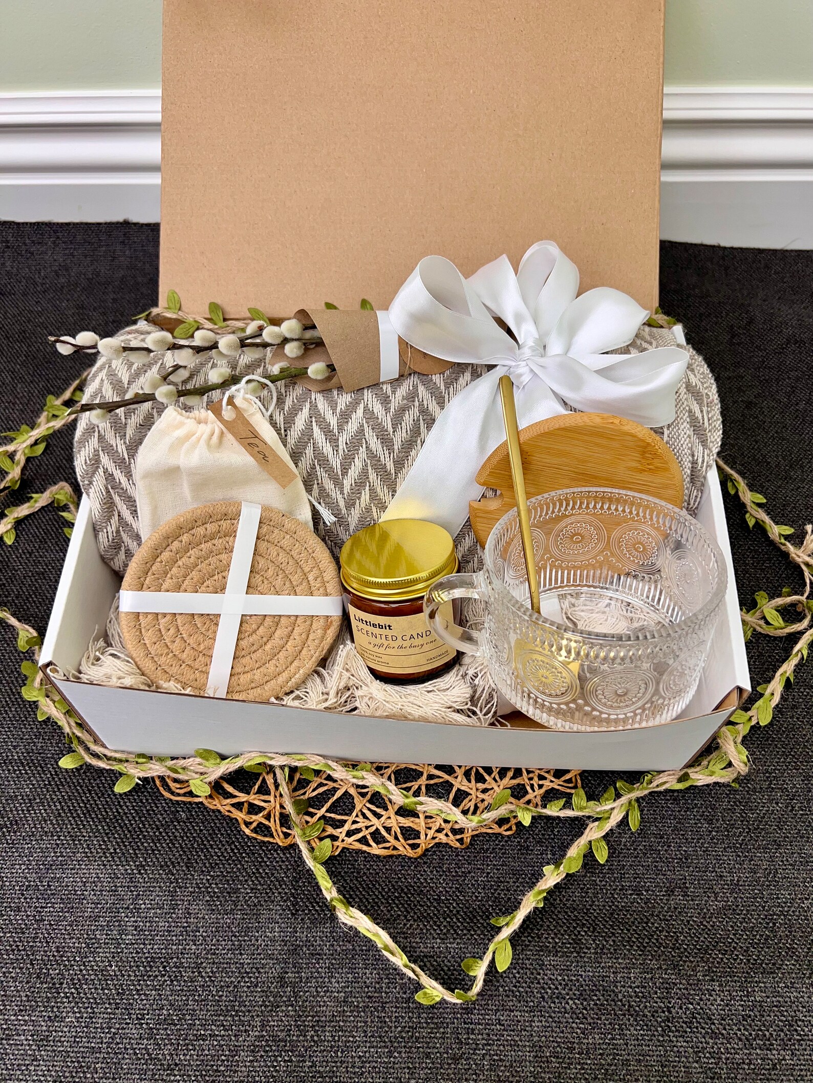 Spring Gift Box With Blanket, Summer Gift Basket, Thank You Gift ...