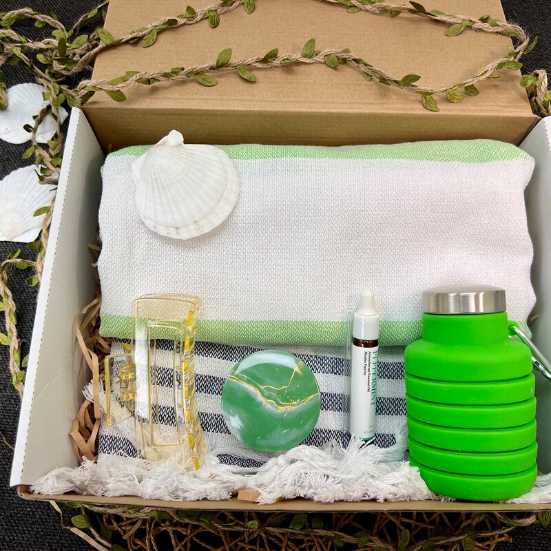 Beach Gifts - 60+ Gift Ideas for 2024