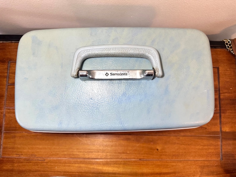 Vintage Baby Blue Samsonite Profile Train Case, Cosmetic Case, Travel ...