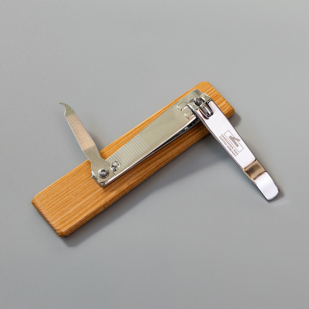 The Best Pivoting and Extendable Nail Clippers (fir Wood Base ...